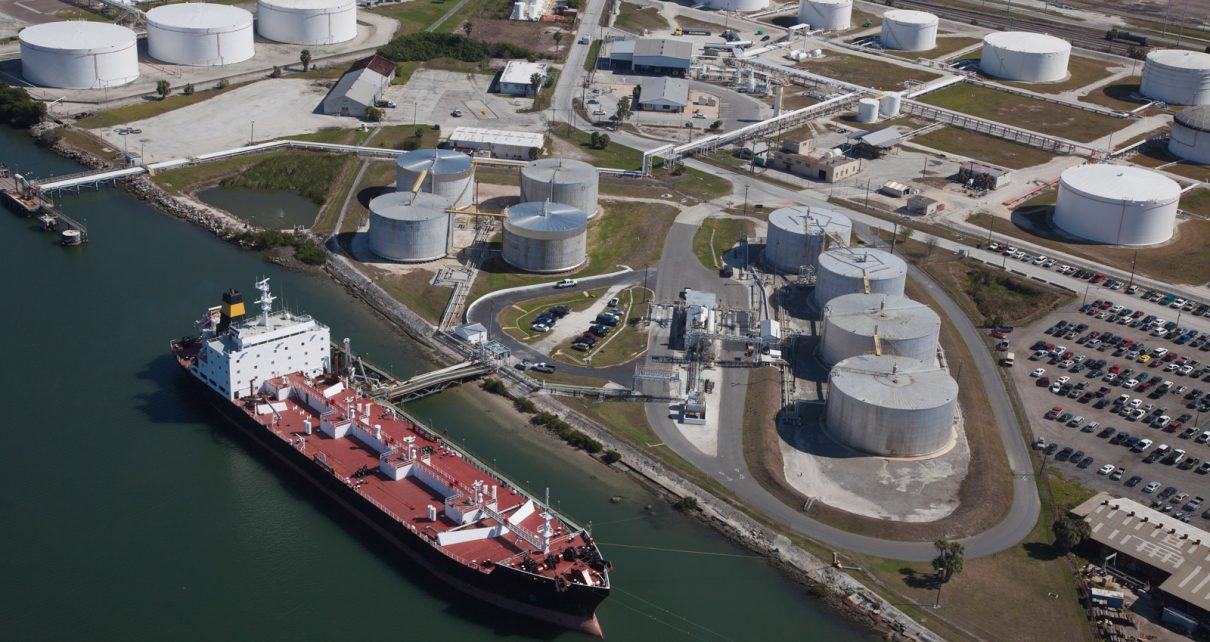 TRAINING CRUDE OIL TRANSPORTATION AND STORAGE HANDLING